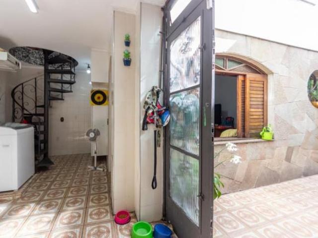 Espetacular sobrado para venda em Vila Guilherme com 4 quartos, sendo 2 suítes, 181m² regina bertu