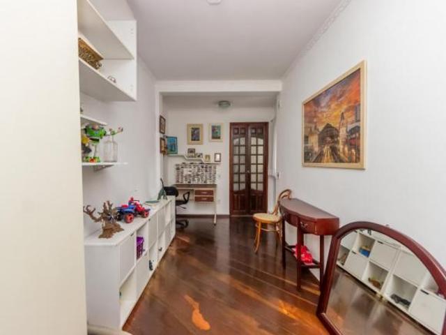 Atraente sobrado para venda em Vila Guilherme com 4 quartos, sendo 2 suítes, 181m²