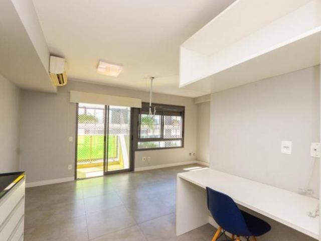 Imperdível studio para venda em Vila Madalena com 1 quarto, 33m²