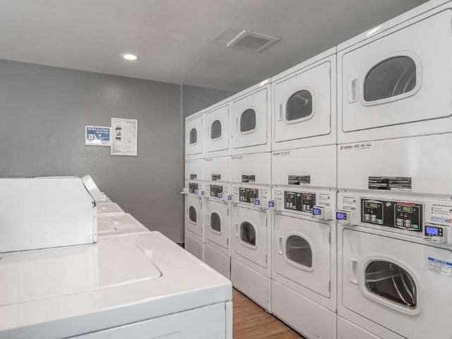 Esplanade 2 Bedroom Apartment for Rent at 10201 Camino Ruiz, San Diego, CA 92126 Mira Mesa