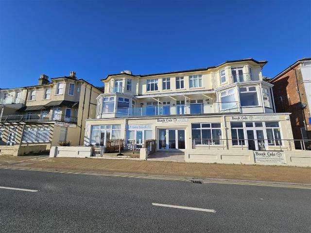 Esplanade, Shanklin PO37, 2 bed flat to rent, £850 pcm | PrimeLocation