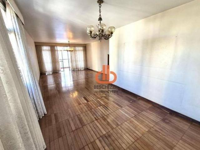 Esplêndido 3 dormitórios, com 165 m², 4 vagas, no Gonzaga em Santos SP