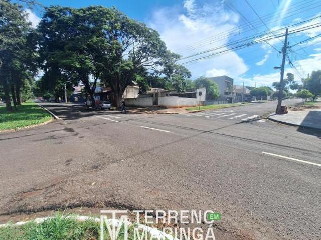 Esquina Comercial 389m2