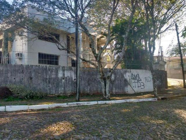 Esquina de 936m² com vista panorâmica