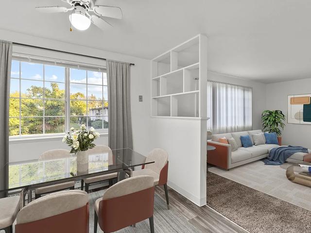 Esquire Apartments 2 Bedroom Apartment for Rent at 344 7th St Se, Puyallup, WA 98372