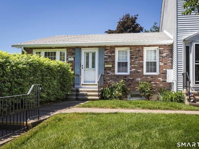 Esquire Dr Unit A, Manchester, Condo For Sale