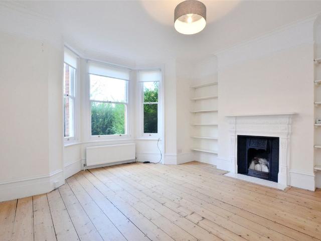 Essendine Road, Maida Vale, London W9, 2 bed flat to rent, £2,925 pcm | PrimeLocation