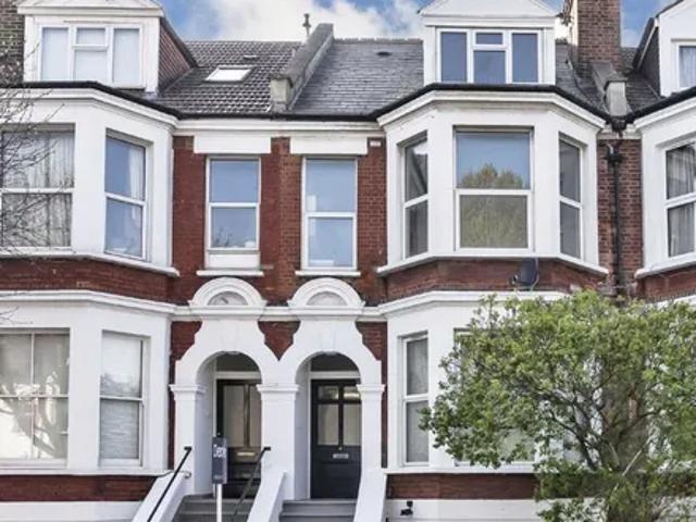 Essex Park Mews, London, W3 7RJ, United Kingdom | 3 bed apartment for rent #140398540 | Rentberry