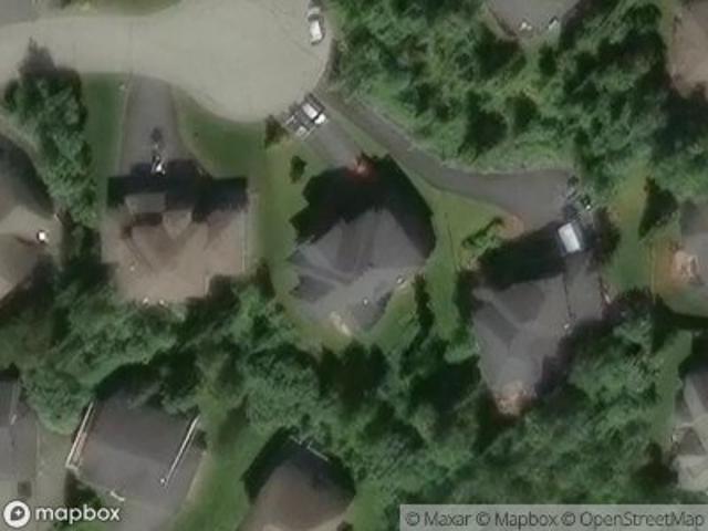 Essex Point Cir