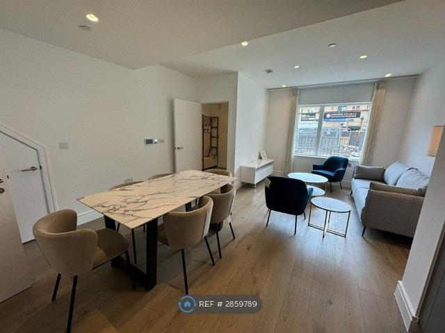 Essex Place, London W4, 3 bed terraced house to rent, £5,200 pcm | PrimeLocation