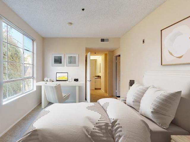 Essex Properties at Miracle Mile 2 Bedroom Apartment for Rent at 400 S Detroit St, Los Angeles, CA 90036 Mid City West