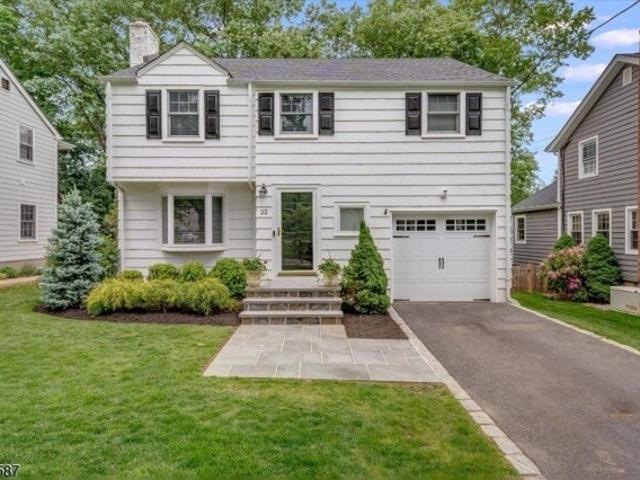 Essex Rd, Chatham, Home For Sale