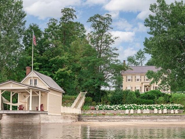 Essex Rd, Essex, Home For Sale