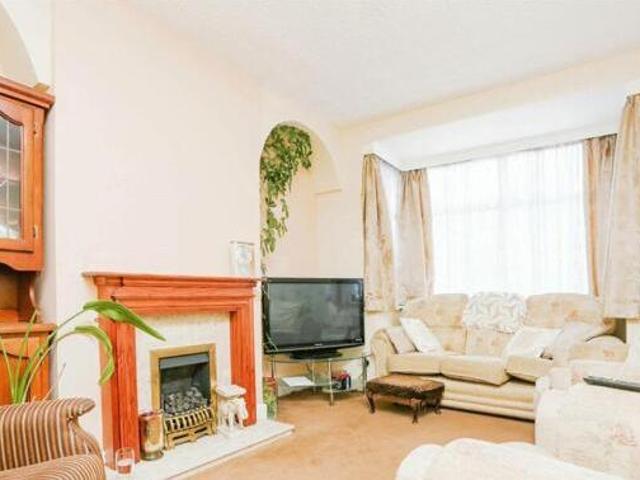 Essex Road, Leicester, 4 Bedroom Semi detached