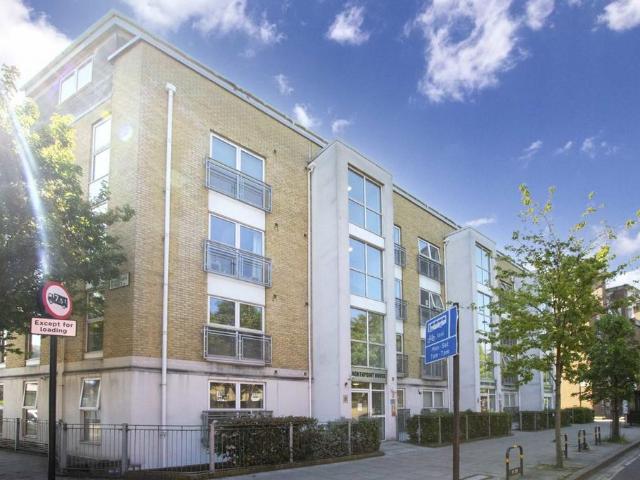 Essex Road, London N1 1 bed flat to rent £2,300 pcm £531 pw