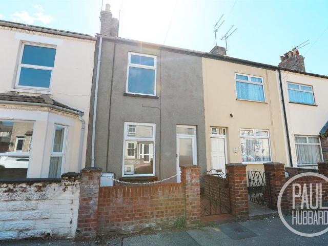 Essex Road, Lowestoft NR32, 3 bed terraced house to rent, £795 pcm | PrimeLocation