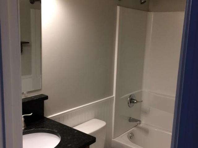 Essex Square Apartments 1 Bedroom Apartment for Rent at 3550 Watermelon Rd, Northport, AL 35473