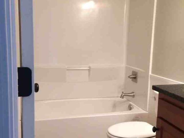 Essex Square Apartments 2 Bedroom Apartment for Rent at 3550 Watermelon Rd, Northport, AL 35473