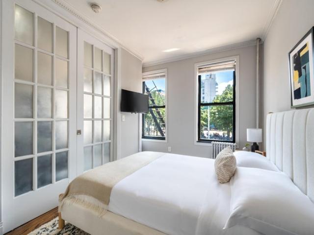 Essex St. #2 | Lower East Side, New York | Roomrs