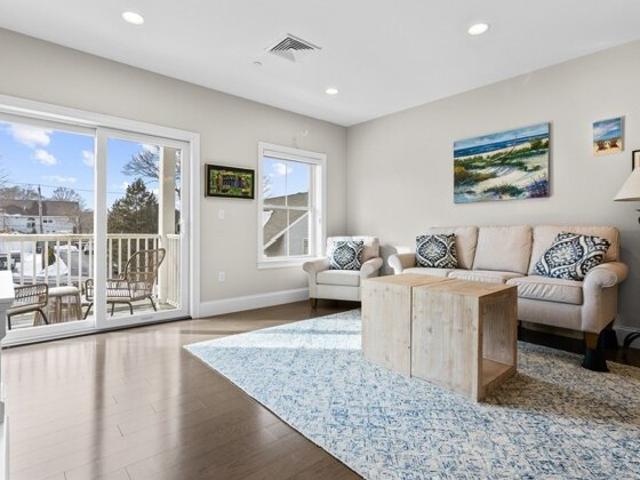 Essex St Unit,swampscott, Condo For Sale