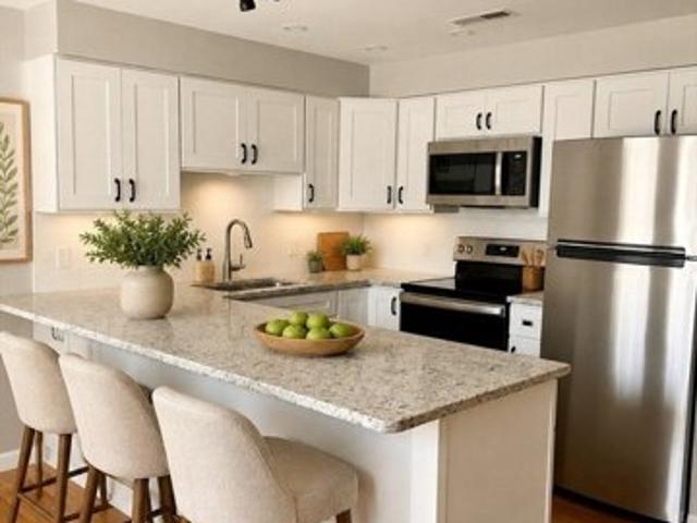 Essex St Apt,boston, Condo For Sale