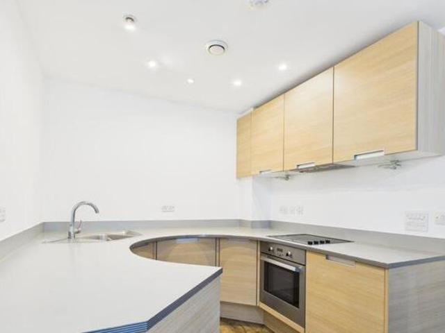 Essex Street, City Centre, 1 Bedroom Flat