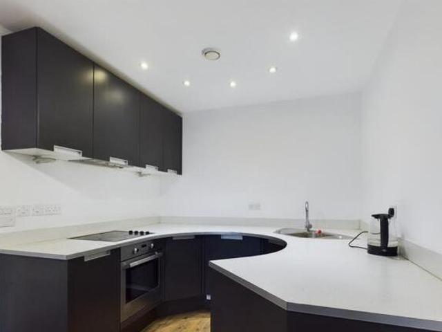 Essex Street, City Centre, 1 Bedroom Flat