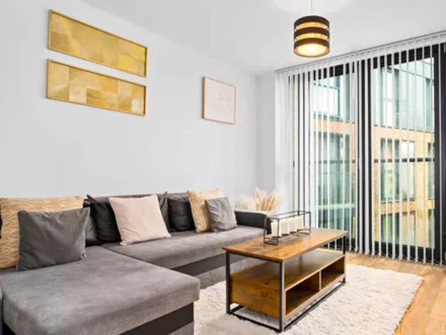 Essex Street, Park Central, B5 4TT, United Kingdom | 2 bed apartment for rent #157948405 | Rentberry