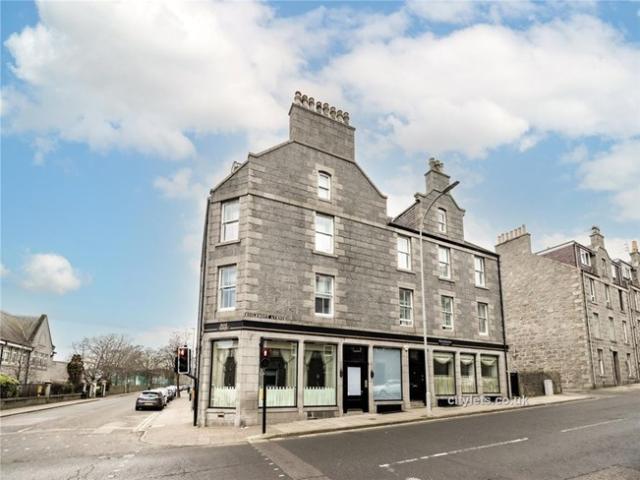 Esslemont Avenue, Aberdeen