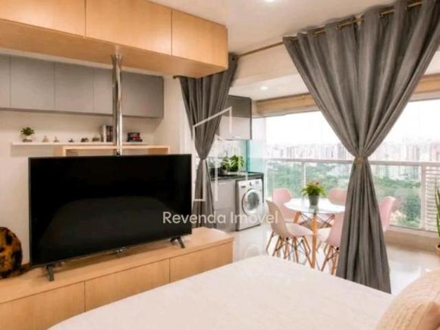 Estúdio Cobertura de 41m² no Brooklin Paulista 1 Quarto, 1 Vaga Condomínio com Piscinas e Academia