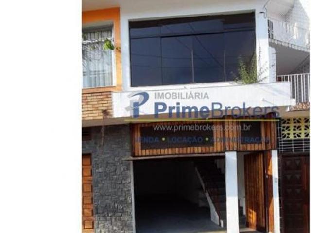 Esta charmosa casa localizada na Rua Maranjaí, no bairro Vila Monumento
