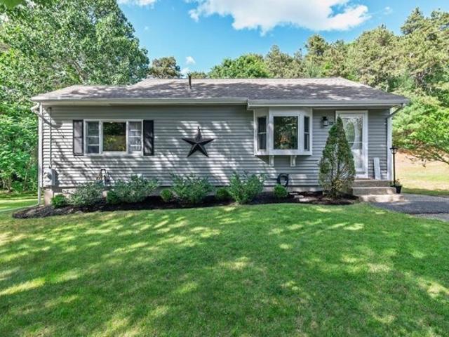 Esta Rd, Plymouth, Home For Sale