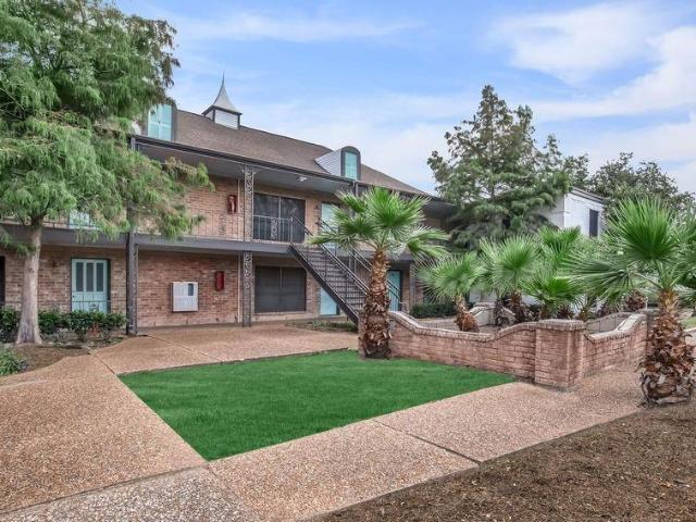 Establishment Studio Apartment for Rent at 2235 Winrock Boulevard, Houston, TX 77057 Great Uptown
