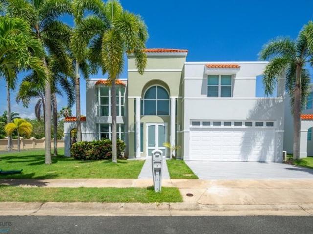 Estancias De Cerro Gordo, Vega Alta, Home For Sale
