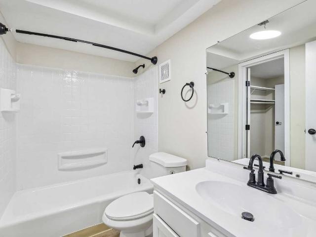 ESTATES ON MAIN 2 Bedroom Apartment for Rent at 5312 Gatehouse Dr, Columbus, OH 43213