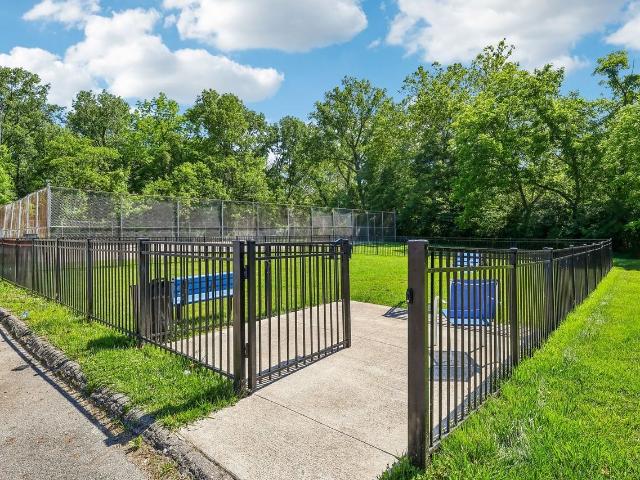 ESTATES ON MAIN 2 Bedroom Apartment for Rent at 5312 Gatehouse Dr, Columbus, OH 43213
