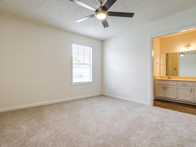 Estates at Bellwood Apartment Homes 3 Bedroom Apartment for Rent at 7 Southpointe Dr, Greenville, SC 29607