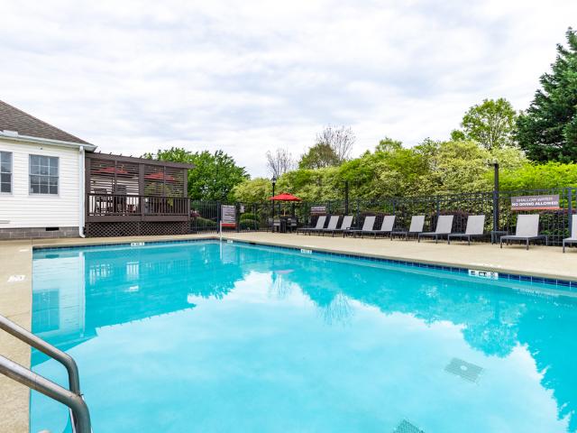 Estates at Bellwood Apartment Homes 3 Bedroom Apartment for Rent at 7 Southpointe Dr, Greenville, SC 29607