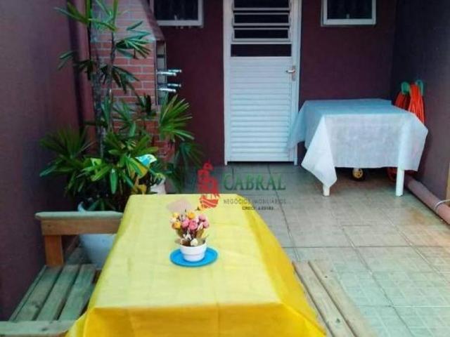 Este lindo sobrado pode ser seu!