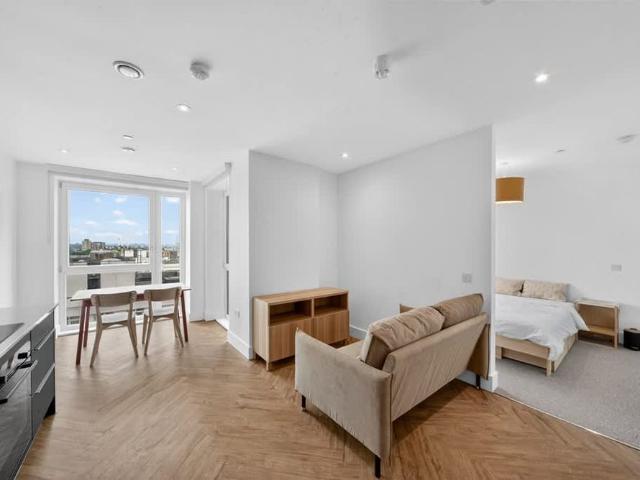 Estelle House, Upper East, Stroudley Walk, E3