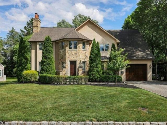Estelle Pl, Cranford, Home For Sale