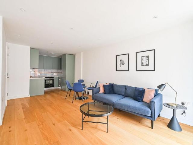 Esther Anne Place, N1, Angel, LONDON, N1 1 bed flat to rent £3,700 pcm £854 pw