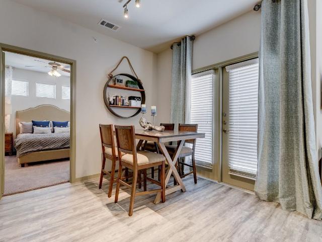 Estraya Westover Hills 2 Bedroom Apartment for Rent at 1626 N Ellison Dr, San Antonio, TX 78251