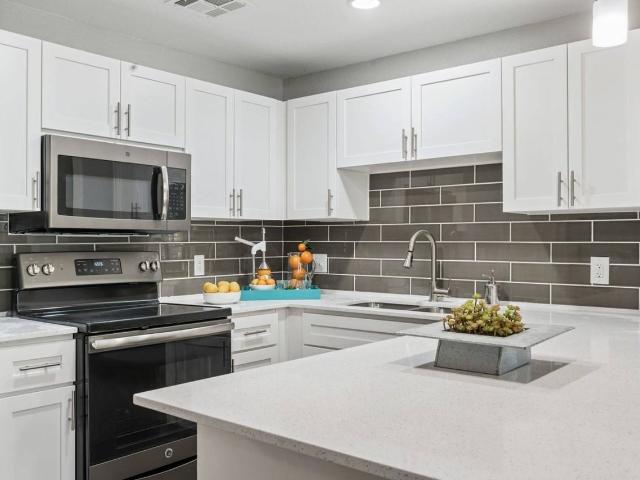 Estrella Gateway 2 Bedroom Apartment for Rent at 1700 N 103rd Ave, Avondale, AZ 85392