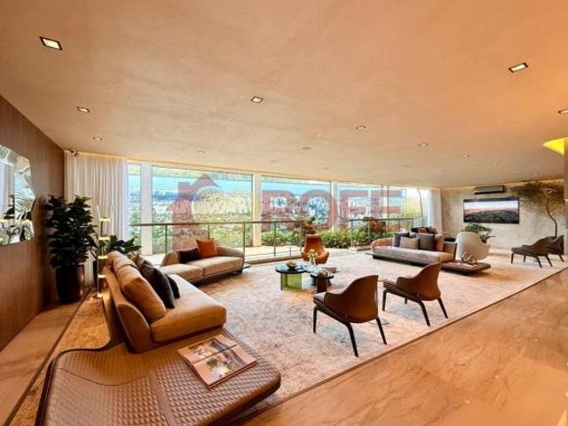 EPIC By Pininfaria Apto à venda em lançamento 379m² 4 suítes 4 vagas