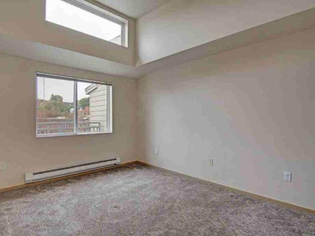 Epicenter 2 Bedroom Apartment for Rent at 620 N 34th St, Seattle, WA 98103 Fremont