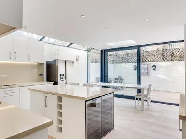 Epirus Road, London, SW6 7UH, United Kingdom | 5 bed townhouse for rent #135138183 | Rentberry