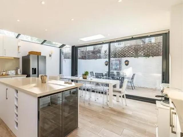 Epirus Road, London, SW6 7UH, United Kingdom | 5 bed townhouse for rent #135866675 | Rentberry
