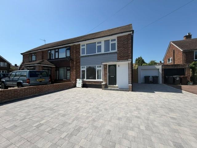 Epsom Close, WEST MALLING, ME19 4 bed semi detached house to rent £2,495 pcm £576 pw