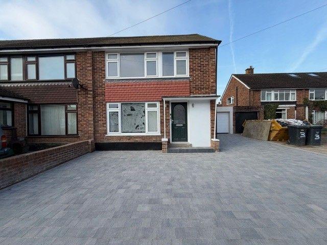 Epsom Close, West Malling ME19, 4 bed semi detached house to rent, £2,495 pcm | PrimeLocation